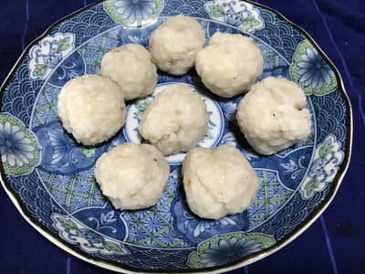 残ったうどんをおやつにリメイク！簡単みたらし団子の作り方 | スイーツ男子ネイのちょこっと贅沢日和